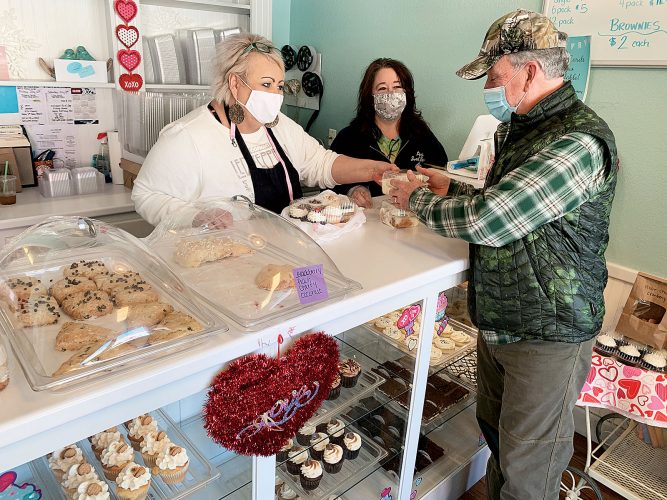 Local sweet shop gives back to the community | News, Sports, Jobs ...